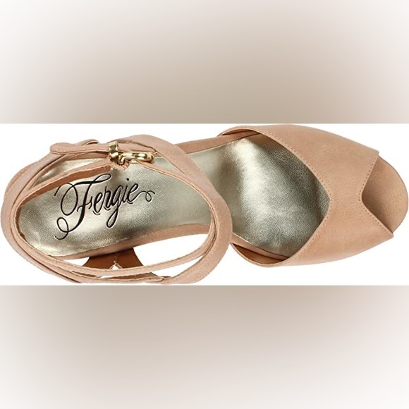 Fergie | Shoes | Vintage Fergie 22 Queenie Too Nude Platform Wedge ...